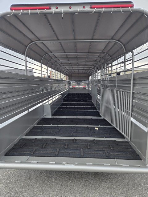 Livestock Trailers | Stoll Farm & Ranch Trailers